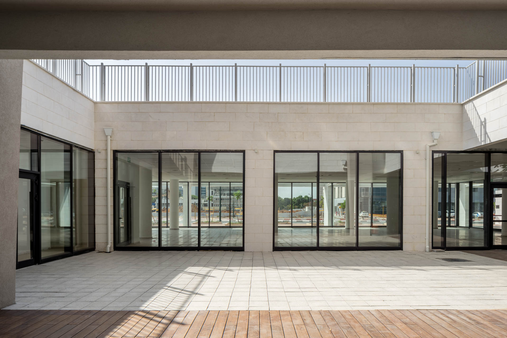 SCIENCE PARK HIGH SCHOOL - NESS ZIONA - SKORKA