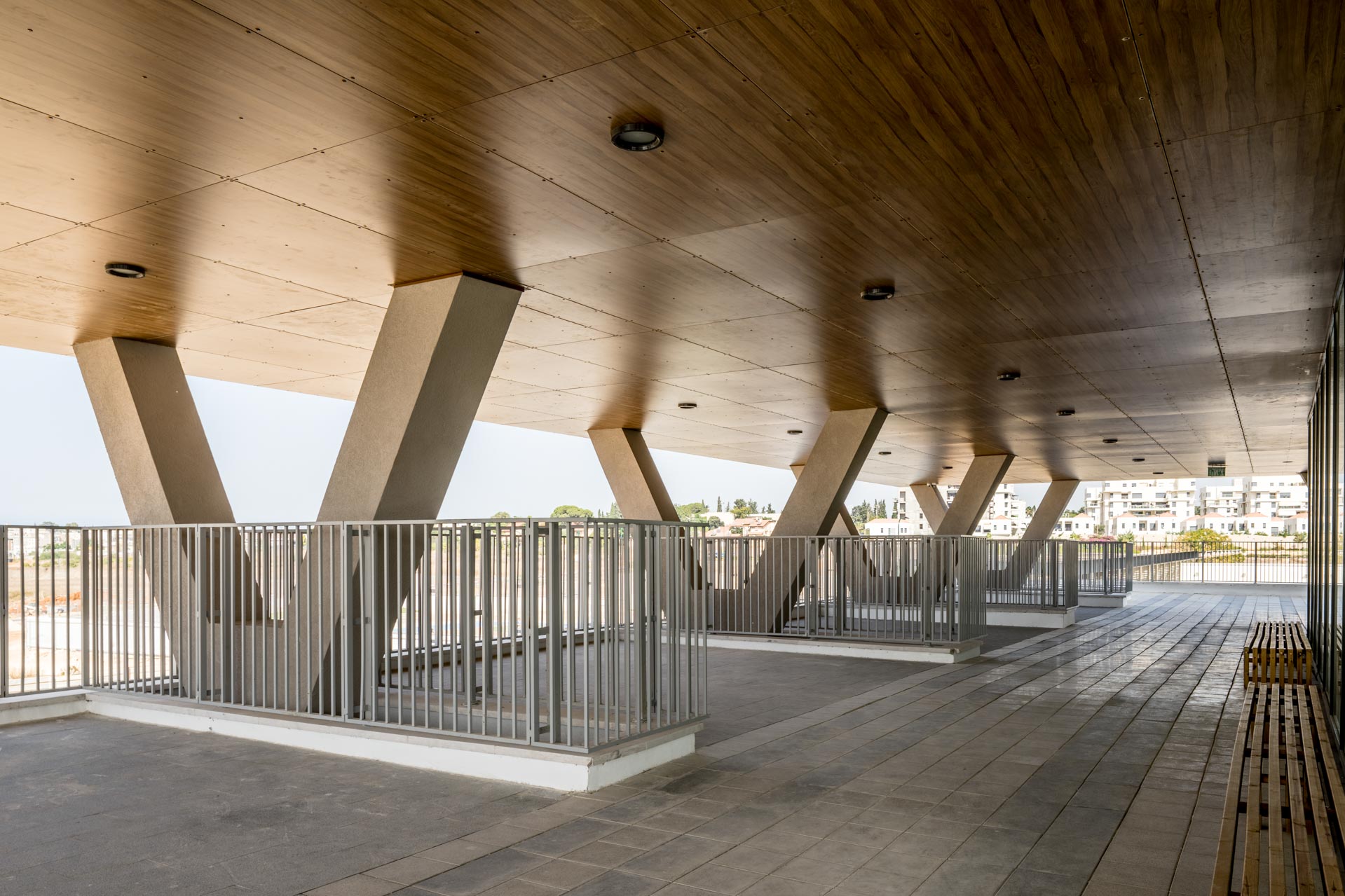 SCIENCE PARK HIGH SCHOOL - NESS ZIONA - SKORKA